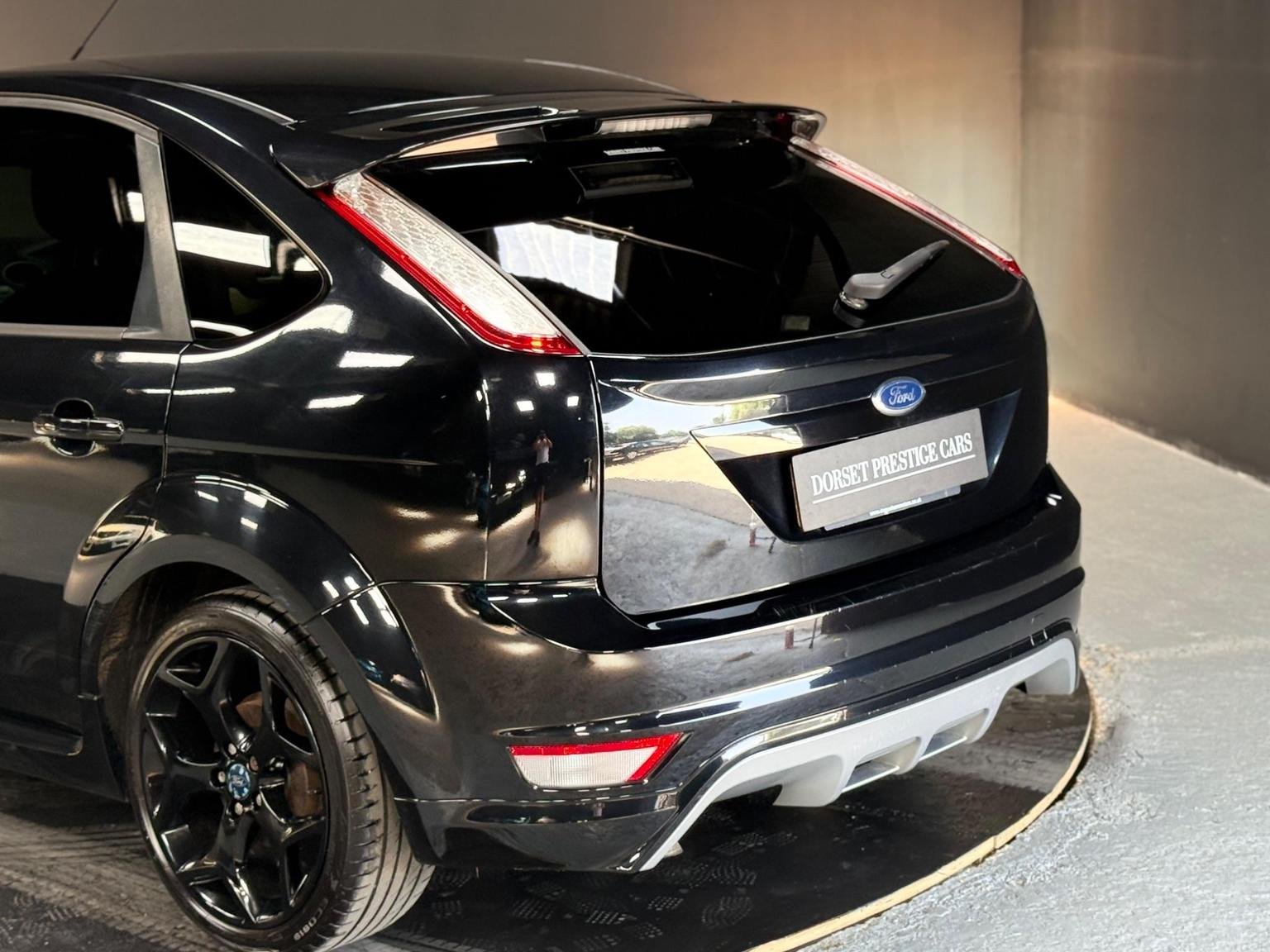 SOLD - Used FORD FOCUS 2010 Black in Dorchester, Dorset | Dorset ...